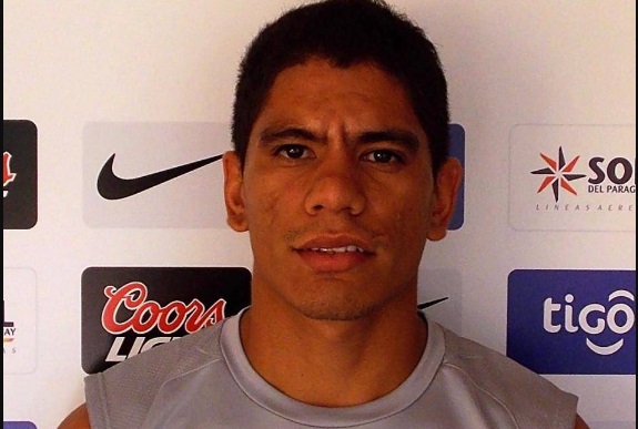 Denuncian al jugador Rodolfo Gamarra por no pasar para la leche de su ...